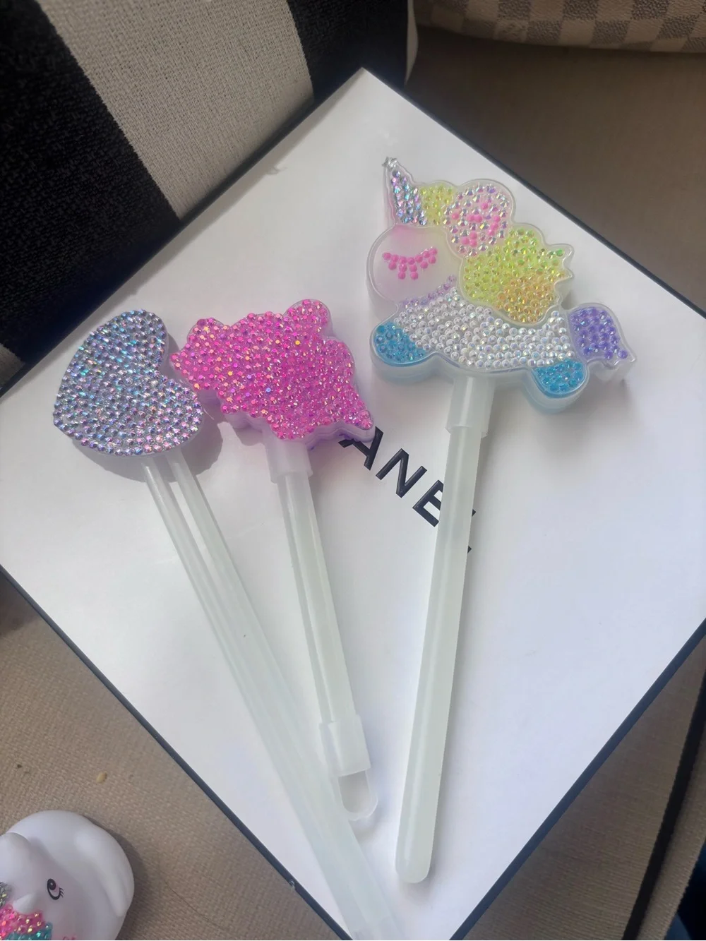 Party Supplies | Bedazzled Unicorn Wands With Glowsticks Bedazzle Heart ...